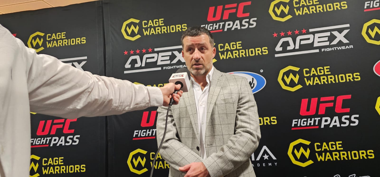 Video - Post-Fight Media Scrum with Graham Boylan at Cage Warriors 153 ...